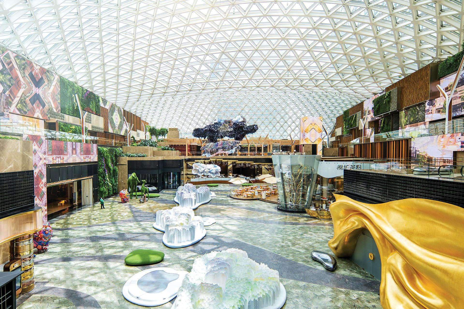 About MGM | World‑Class Entertainment, Luxury Stays & Iconic Landmarks