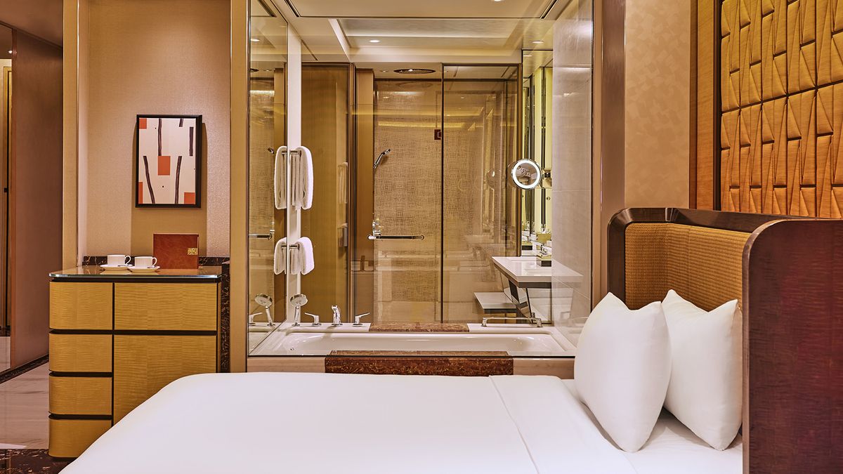 M Tower at MGM COTAI – Modern Luxury Rooms with Smart Tech & Panoramic ...