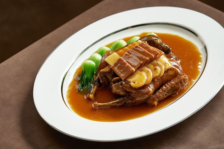 Five Foot Road at MGM COTAI: Refined Sichuan Cuisine Inspired by 1940s ...